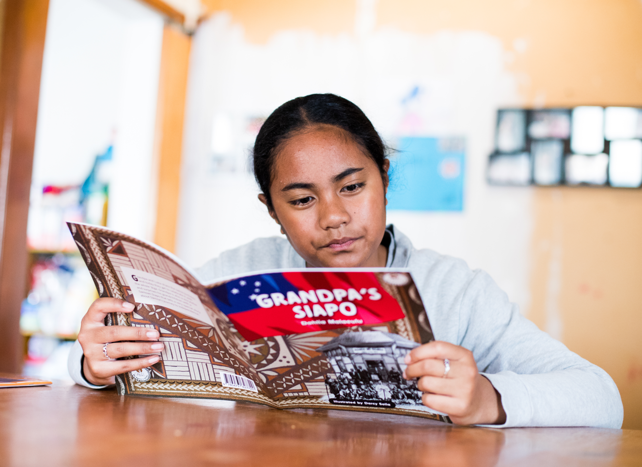 Contact Learning languages