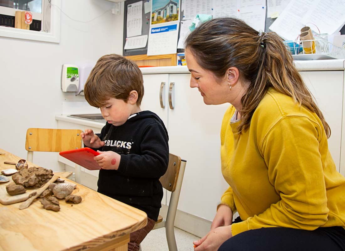 Talking about feelings - Te kōrero mō ngā kare ā-roto